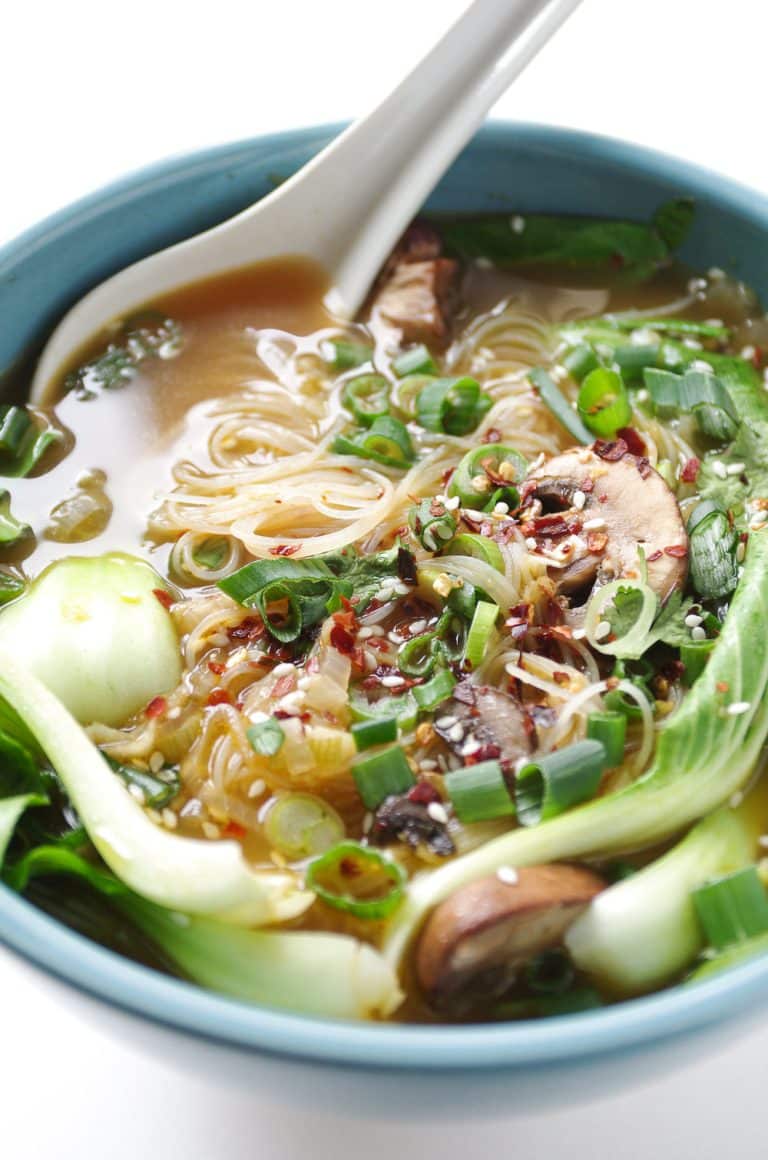 Ginger Garlic Noodle Soup with Bok Choy (Bok Choy Soup) - The Forked Spoon