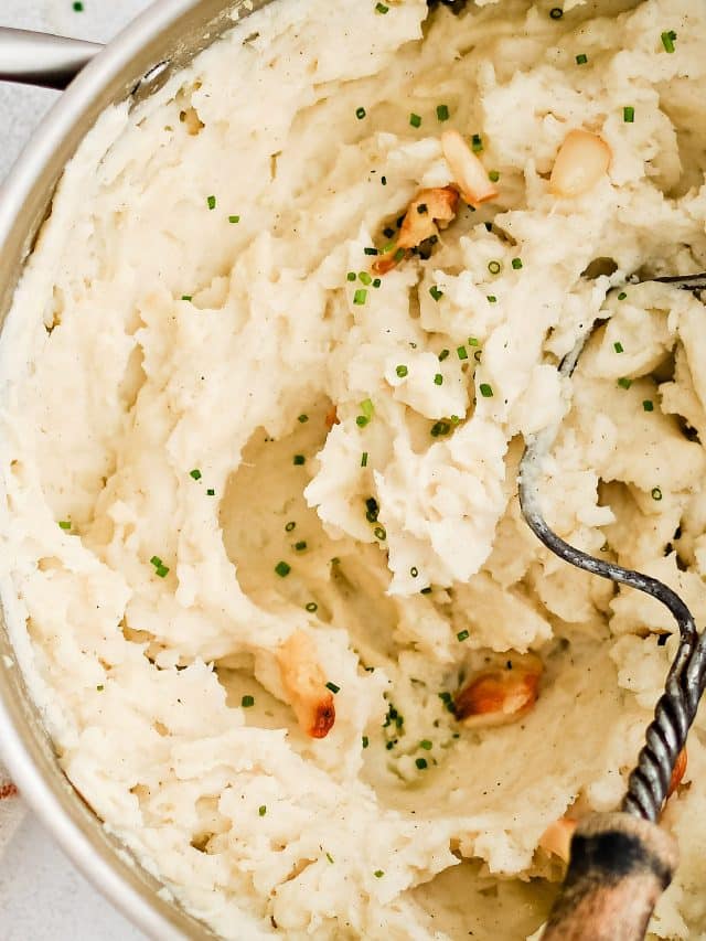 Crockpot Mashed Potatoes - The Forked Spoon