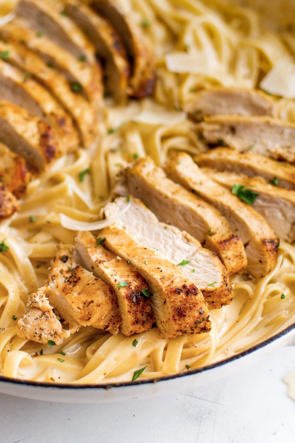 Classic Chicken Alfredo Recipe - The Forked Spoon